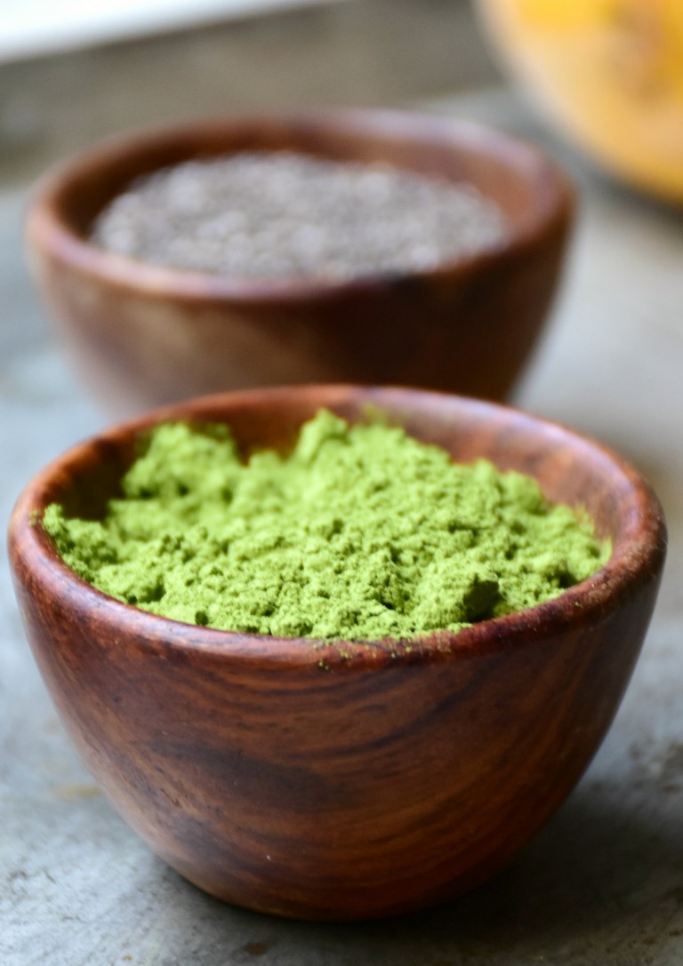 Matcha Power Smoothie | The Realistic Nutritionist